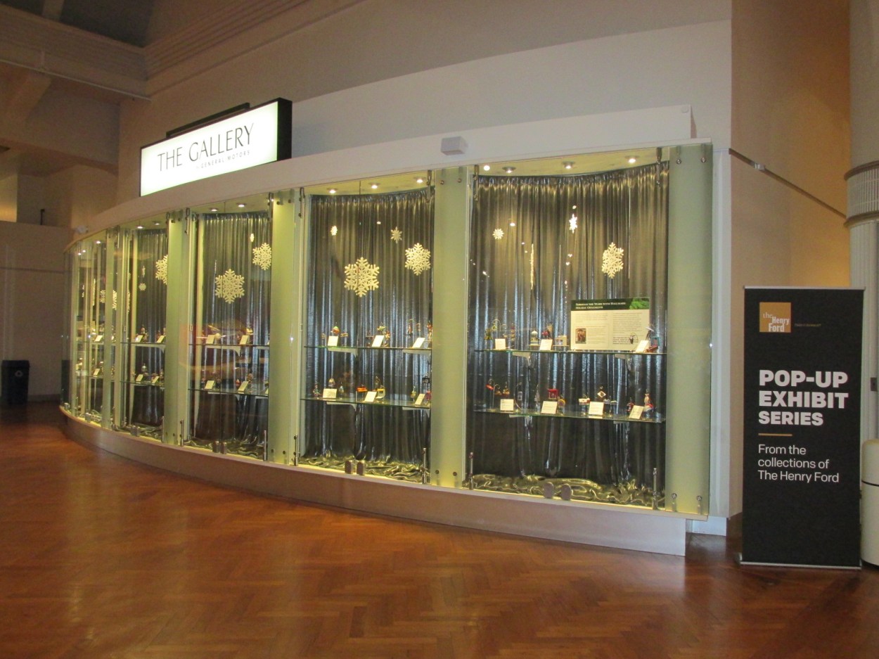 Hallmark Museum – The Henry Ford | Hallmark Star Trek Ornaments