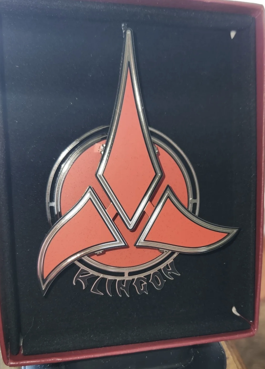 Nation’s Treasures: Klingon Insignia Ornament | Hallmark Star Trek ...