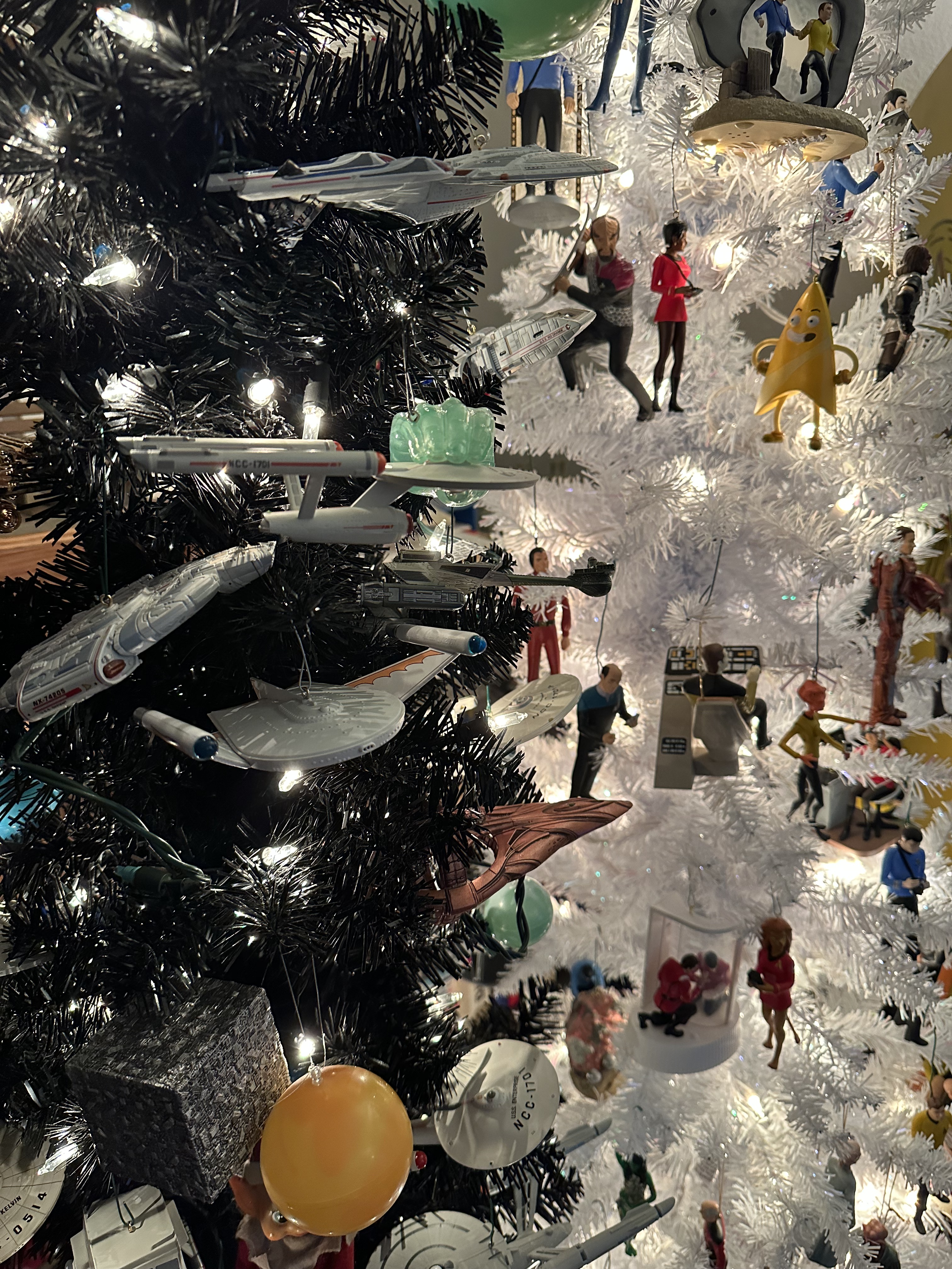 Hallmark Star Trek Display #500 | Hallmark Star Trek Ornaments