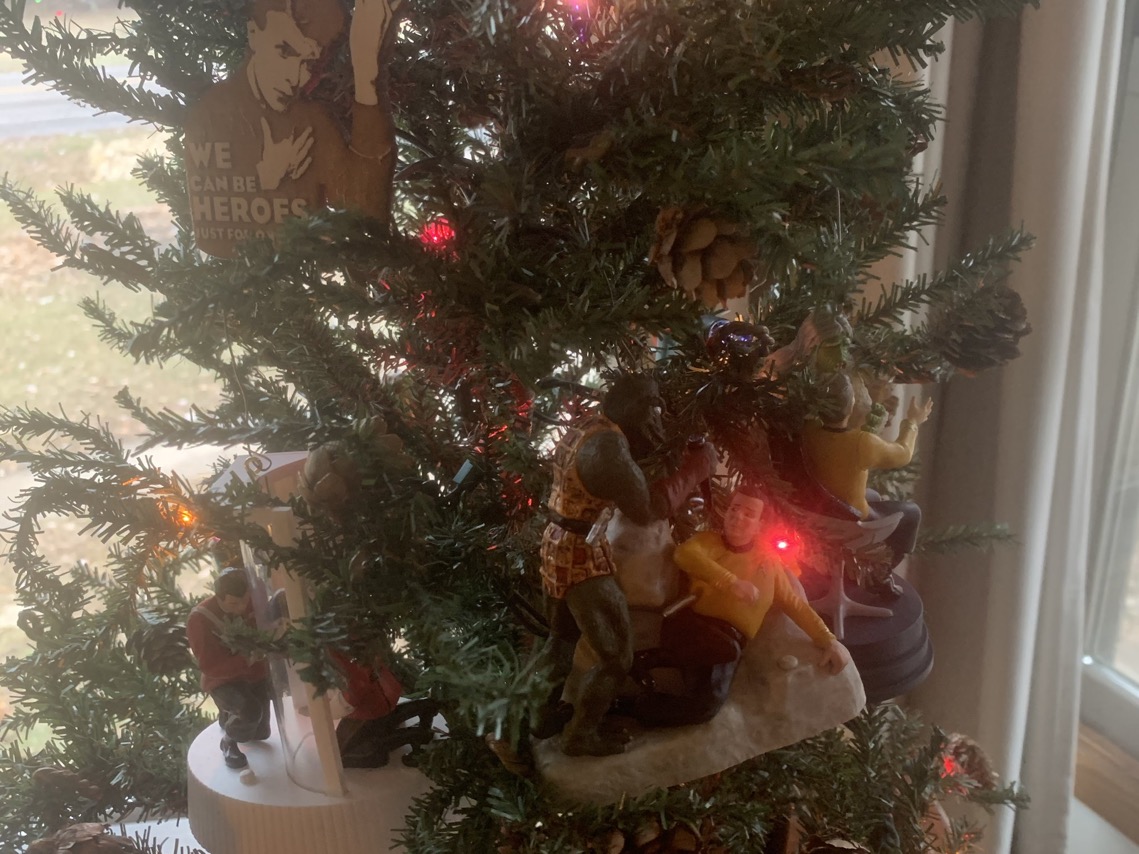 Hallmark Star Trek Display #527 & #528 | Hallmark Star Trek Ornaments