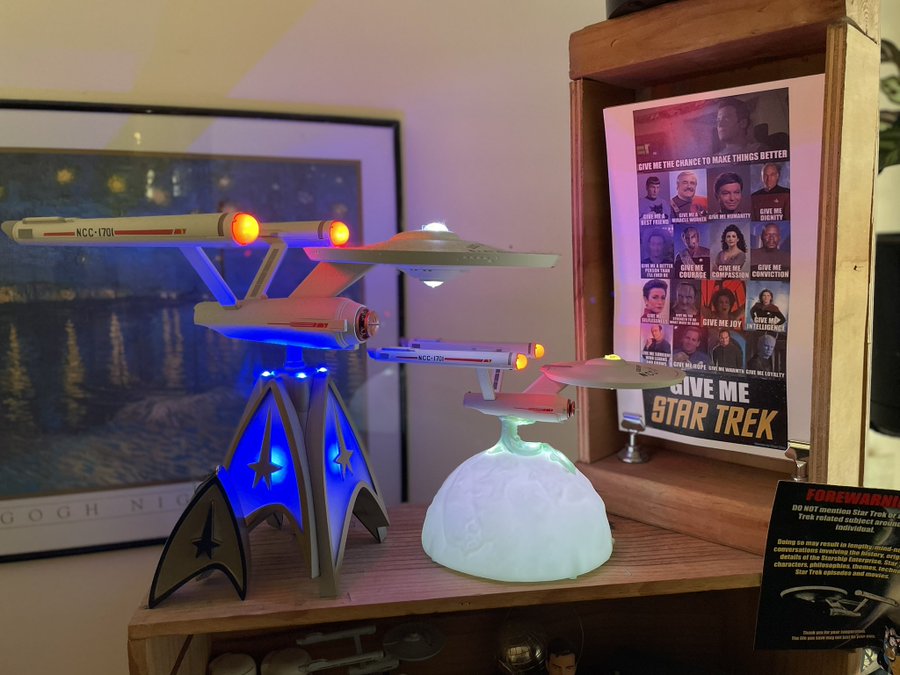 Hallmark Star Trek Display #550 | Hallmark Star Trek Ornaments