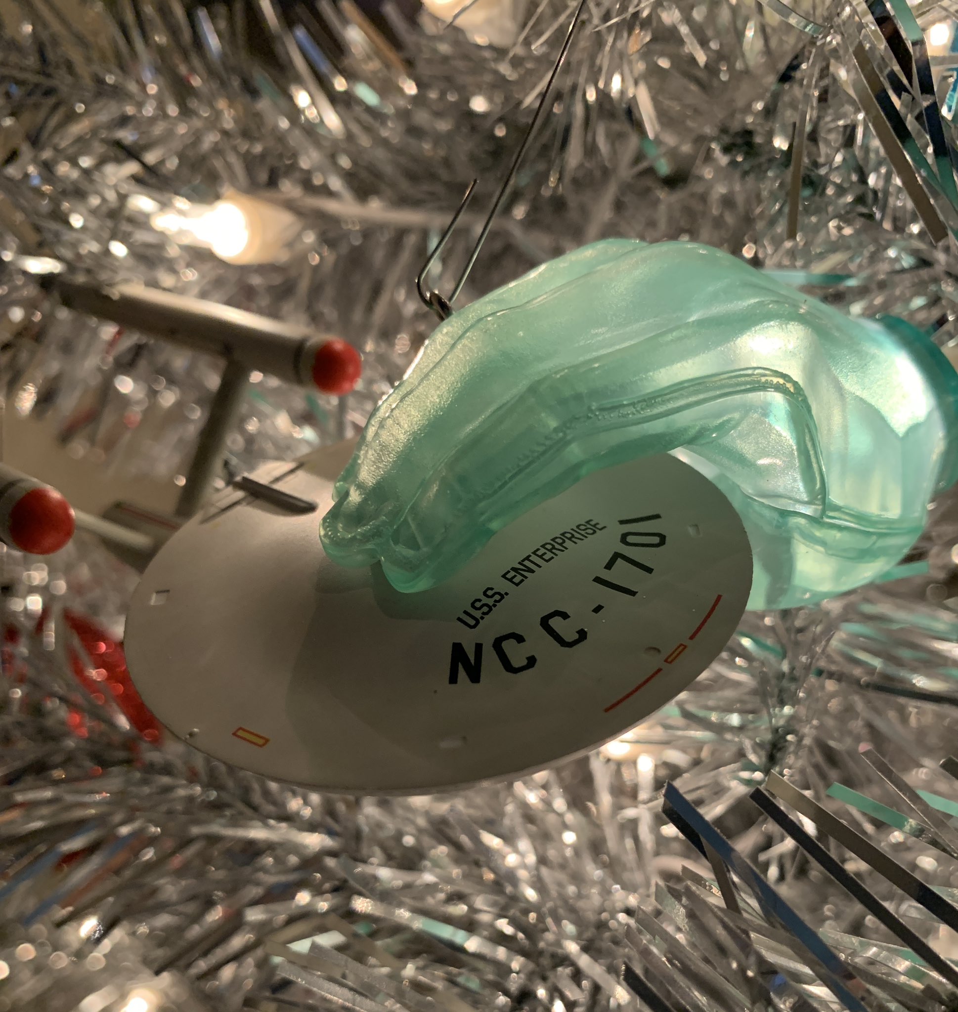 Hallmark Star Trek Display #580 | Hallmark Star Trek Ornaments