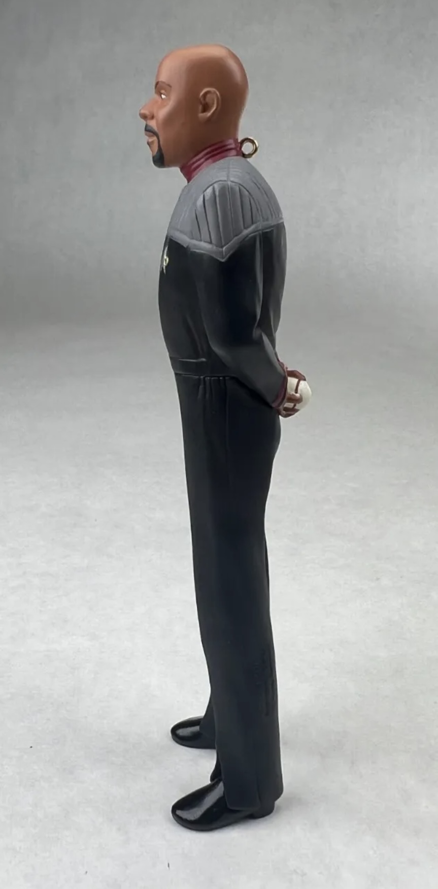 027. Captain Benjamin Sisko | Hallmark Star Trek Ornaments