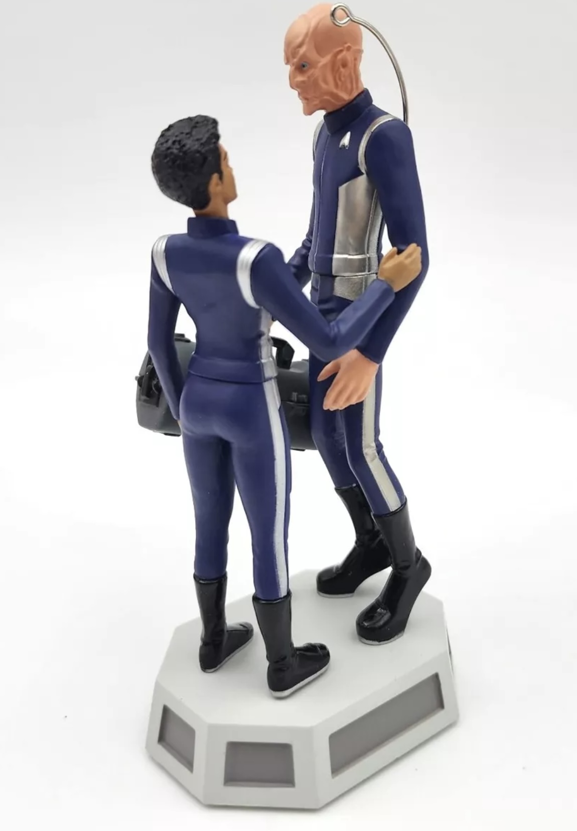 095. Commander Saru & Michael Burnham | Hallmark Star Trek Ornaments