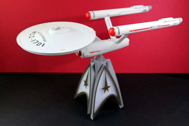 102. 2020-22 Topper ST | Hallmark Star Trek Ornaments