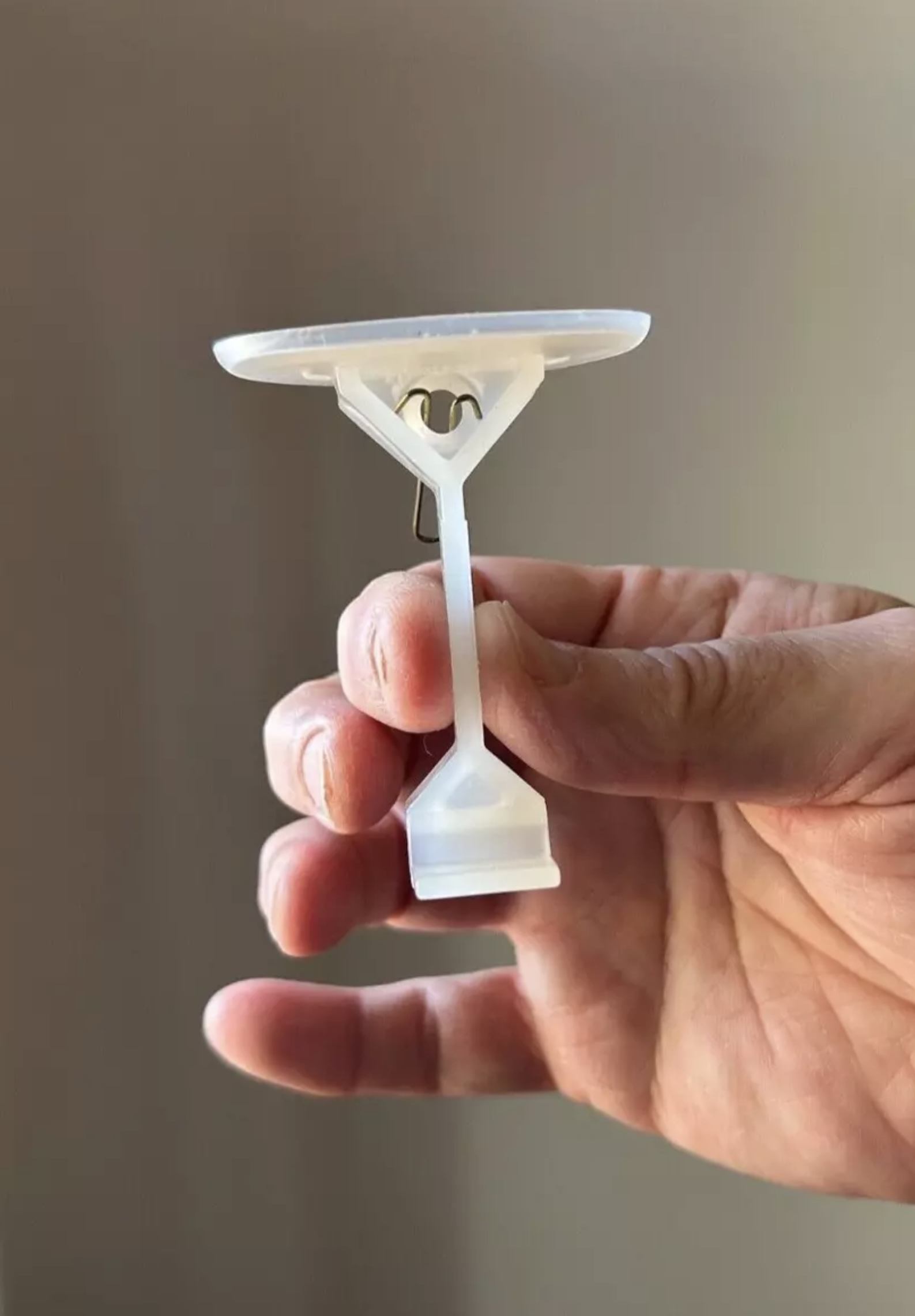 1997 U.S.S. Defiant Hallmark Display Hanger | Hallmark Star Trek Ornaments