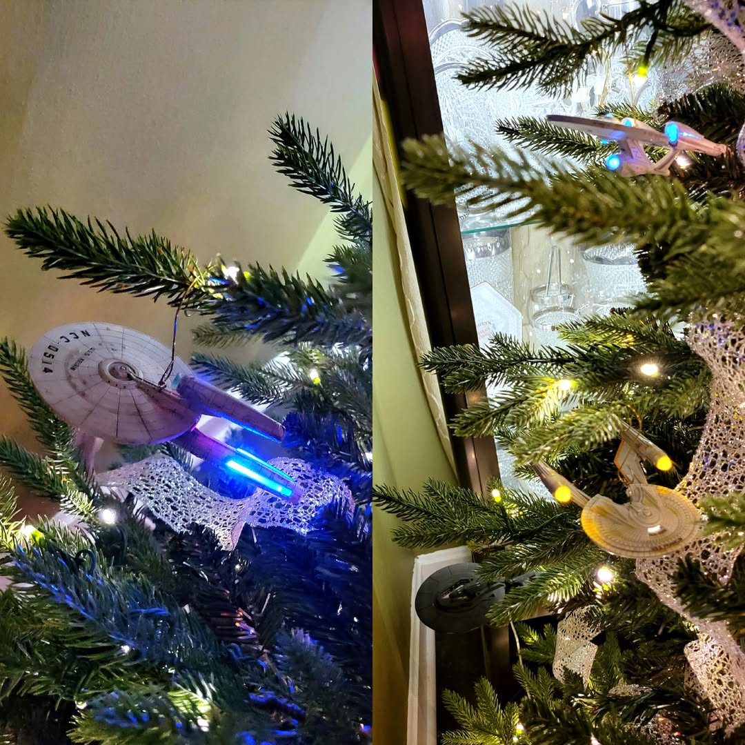 Hallmark Star Trek Display #689 | Hallmark Star Trek Ornaments