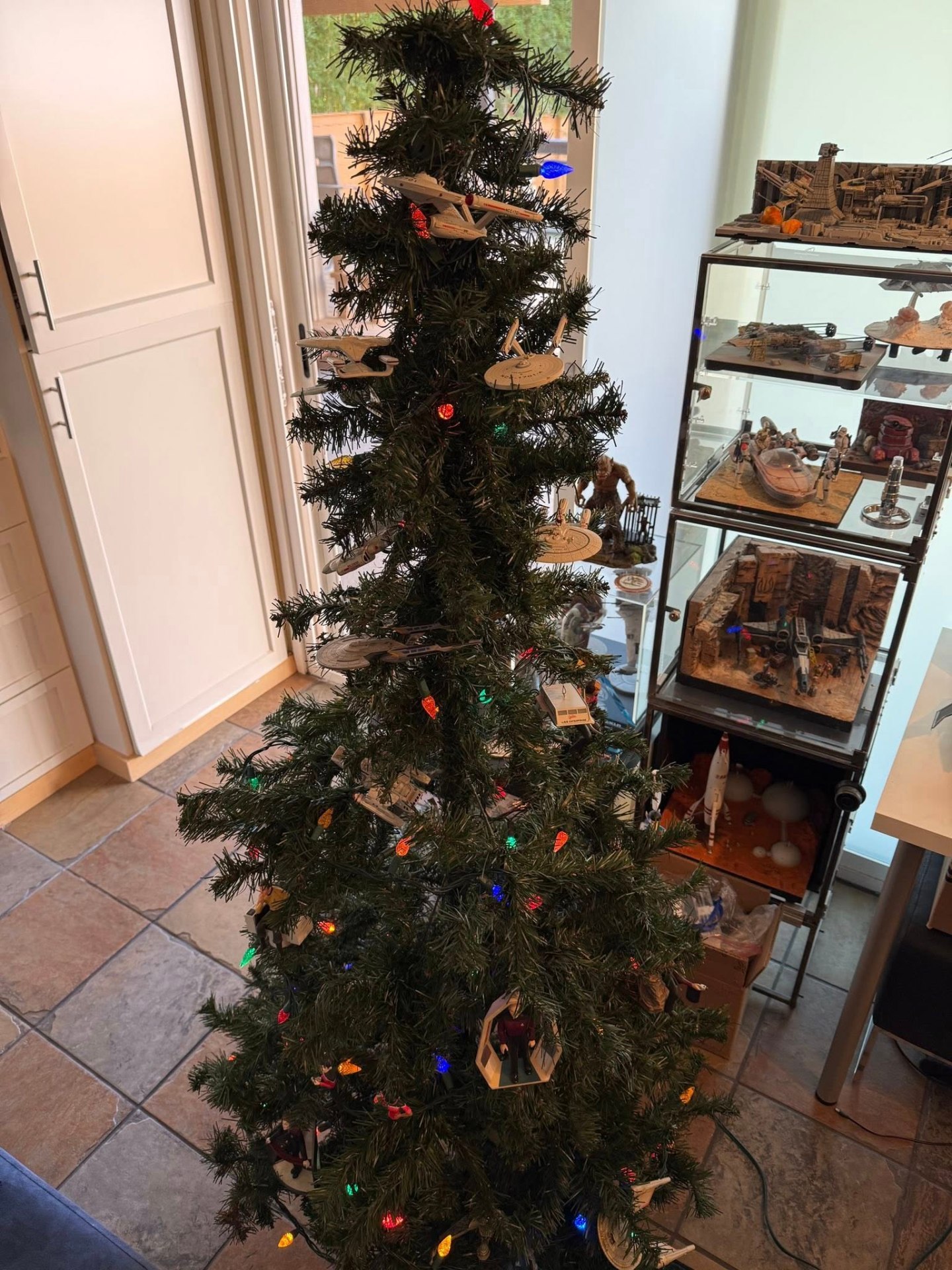 Hallmark Star Trek Display #723 | Hallmark Star Trek Ornaments